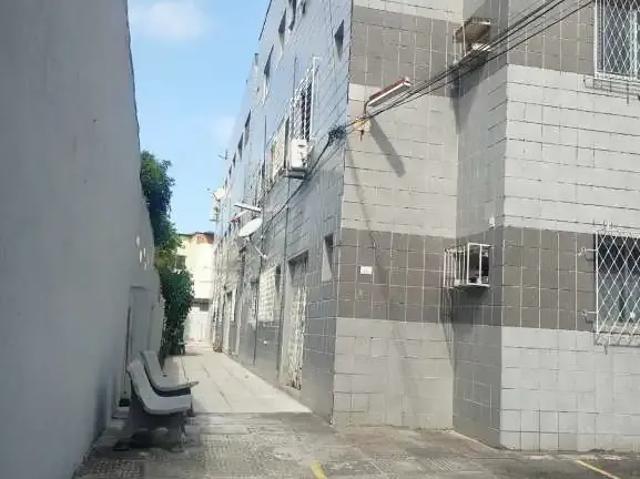 Apartamento para Venda em Recife/PE Encruzilhada 2 Quartos