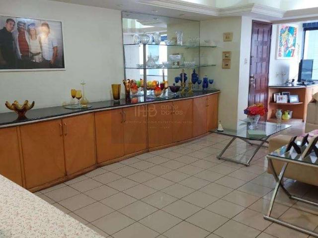Apartamento para Venda em Recife/PE Aflitos 3 Quartos