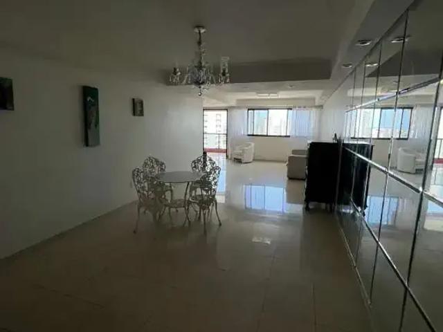 Apartamento para Venda em Recife/PE Espinheiro 4 Quartos