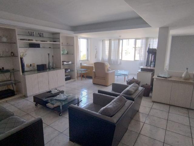 Apartamento para Venda em Recife/PE Espinheiro 4 Quartos