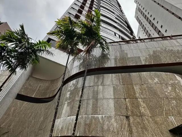 Apartamento para Venda em Recife/PE Espinheiro 4 Quartos
