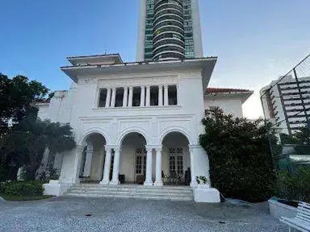 Apartamento para Venda em Recife/PE Graças 4 Quartos