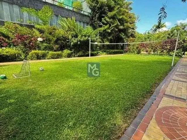Apartamento para Venda em Recife/PE Graças 4 Quartos