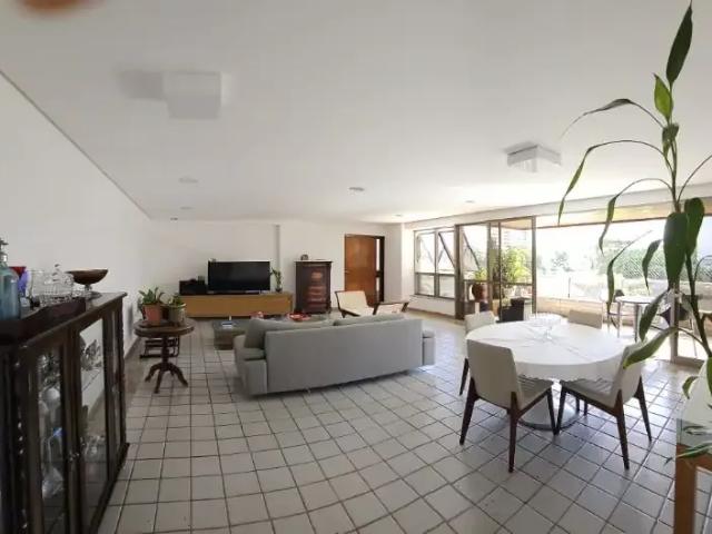 Apartamento para Venda em Recife/PE Graças 4 Quartos