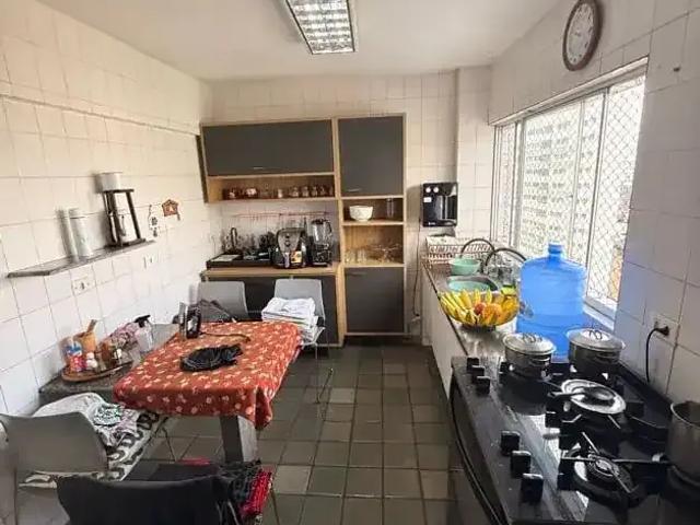 Apartamento para Venda em Recife/PE Graças 3 Quartos