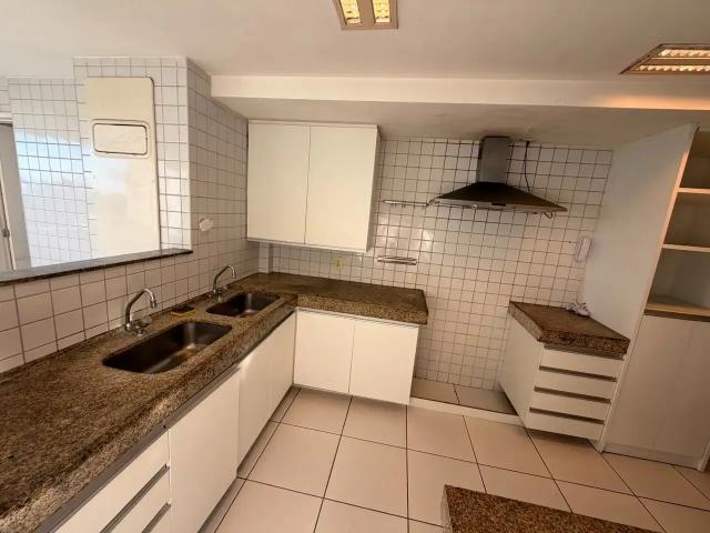 Apartamento para Venda em Recife/PE Ilha do Retiro 4 Quartos