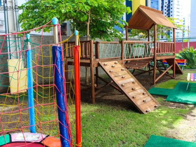 Apartamento para Venda em Recife/PE Pina 4 Quartos