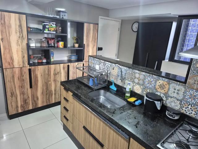 Apartamento para Venda em Recife/PE Torre 3 Quartos