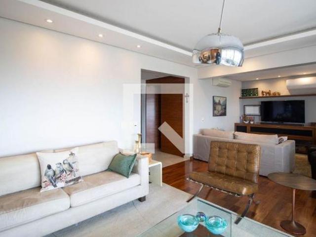 Apartamento para venda em Real Parque de 181.00m² com 3 Quartos, 3 Suites e 3 Garagens
