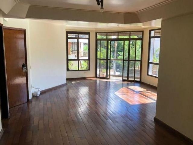 Apartamento para venda em Real Parque de 129.00m² com 3 Quartos, 1 Suite e 2 Garagens