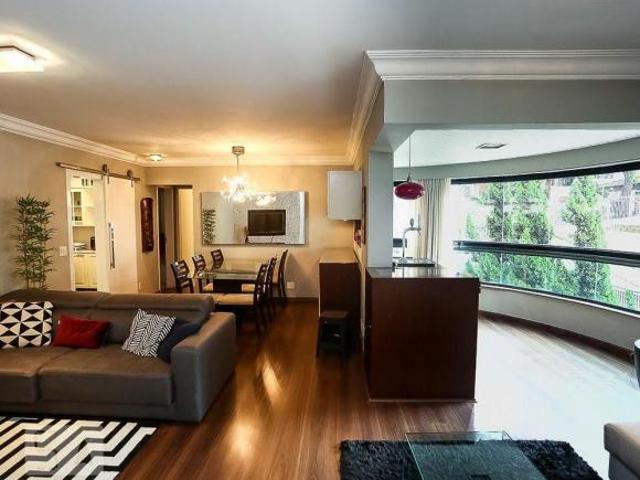 Apartamento para venda em Real Parque de 130.00m² com 3 Quartos, 1 Suite e 3 Garagens
