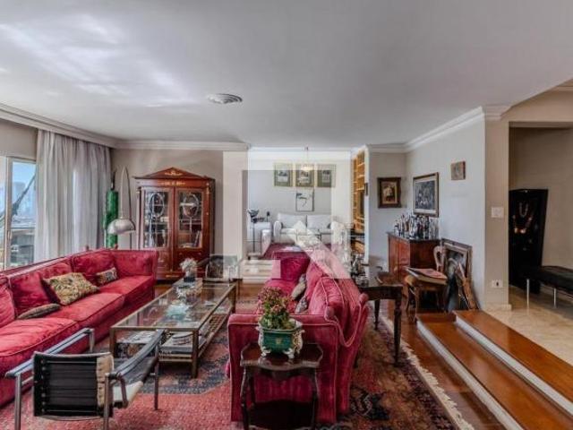 Apartamento para venda em Real Parque de 258.00m² com 3 Quartos, 3 Suites e 5 Garagens