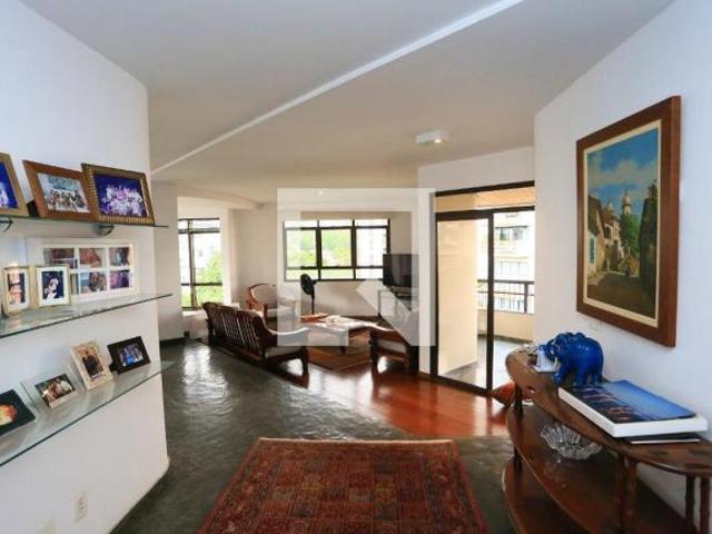 Apartamento para venda em Real Parque de 227.00m² com 4 Quartos, 2 Suites e 4 Garagens