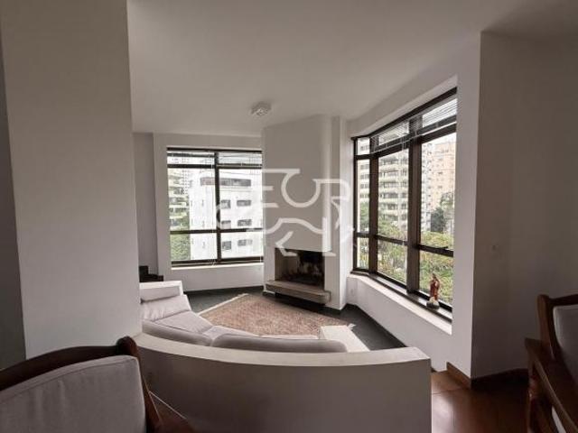 Apartamento para venda em Real Parque de 227.00m² com 4 Quartos, 2 Suites e 4 Garagens