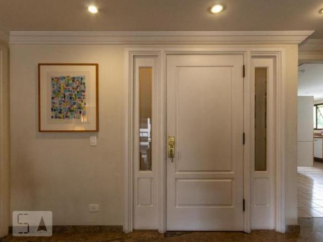 Apartamento para venda em Real Parque de 236.00m² com 3 Quartos, 3 Suites e 4 Garagens