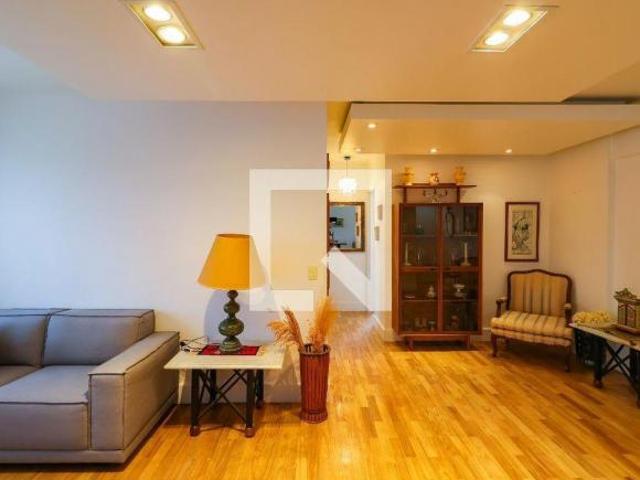 Apartamento para venda em Real Parque de 82.00m² com 2 Quartos, 1 Suite e 2 Garagens