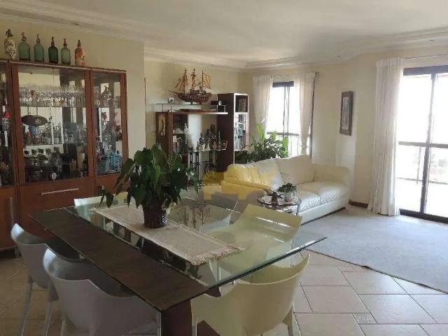Apartamento para Venda em Rio Claro/SP Centro 4 Quartos