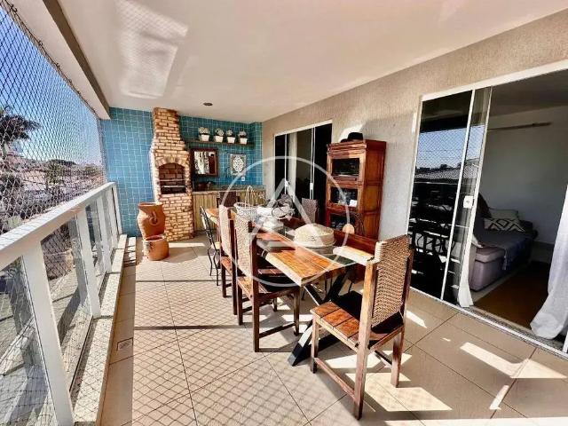 Apartamento para Venda em Rio das Ostras/RJ Extensão do Bosque 3 Quartos