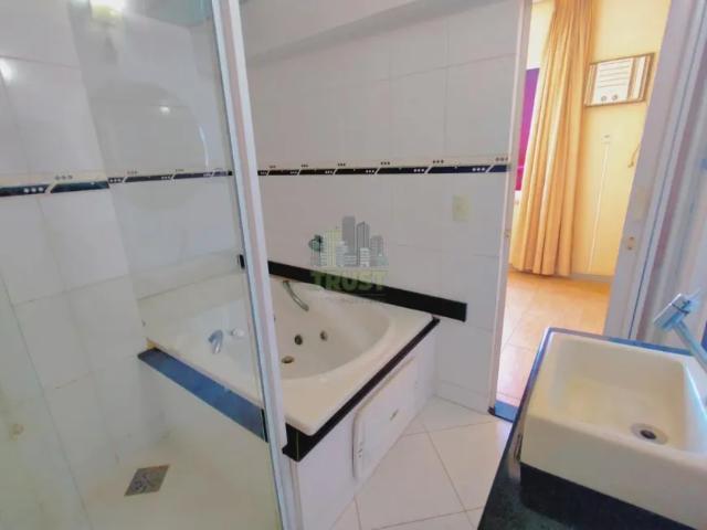 Apartamento para Venda em Rio de Janeiro, Taquara, 3 dormitórios, 1 suíte, 4 banheiros, 2 vagas