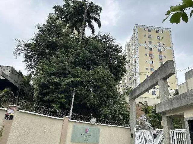 Apartamento para Venda em Rio de Janeiro/RJ Colégio 2 Quartos