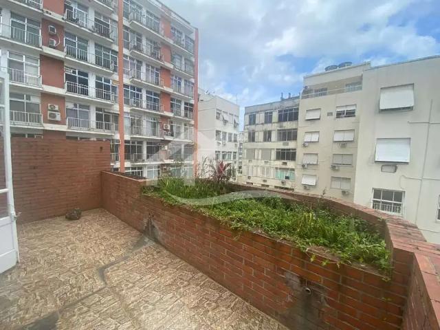 Apartamento para Venda em Rio de Janeiro/RJ Copacabana 4 Quartos