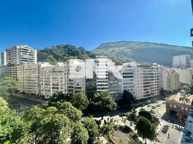 Apartamento para Venda em Rio de Janeiro/RJ Copacabana 4 Quartos
