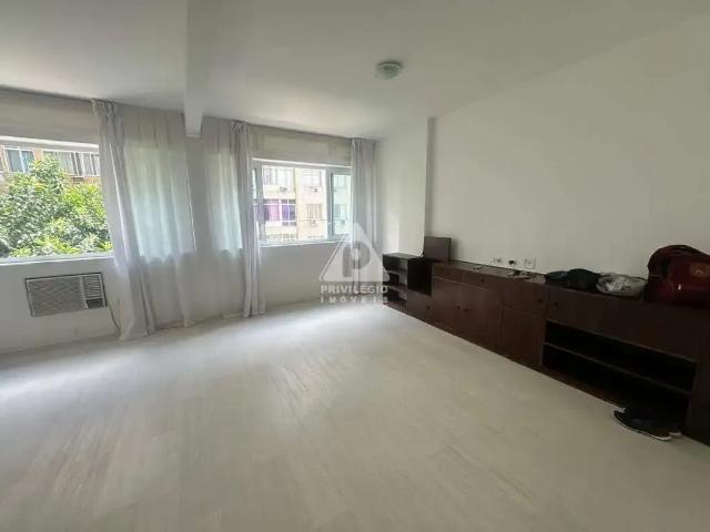 Apartamento para Venda em Rio de Janeiro/RJ Copacabana 4 Quartos