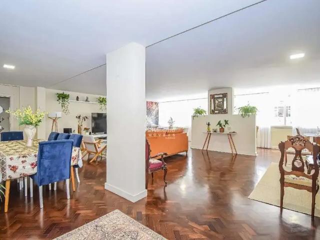 Apartamento para Venda em Rio de Janeiro/RJ Copacabana 4 Quartos