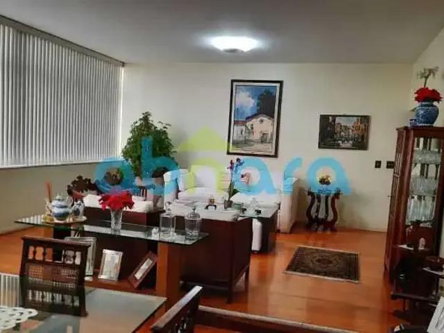 Apartamento para Venda em Rio de Janeiro/RJ Copacabana 4 Quartos