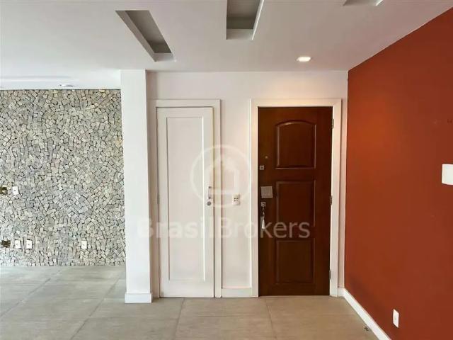 Apartamento para Venda em Rio de Janeiro/RJ Copacabana 4 Quartos