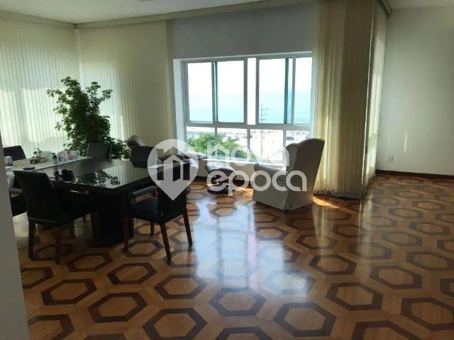 Apartamento para Venda em Rio de Janeiro/RJ Copacabana 4 Quartos