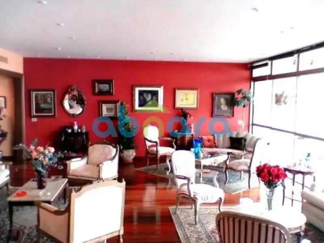 Apartamento para Venda em Rio de Janeiro/RJ Copacabana 4 Quartos