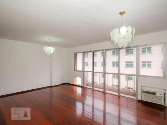 Apartamento para Venda em Rio de Janeiro/RJ Copacabana 4 Quartos