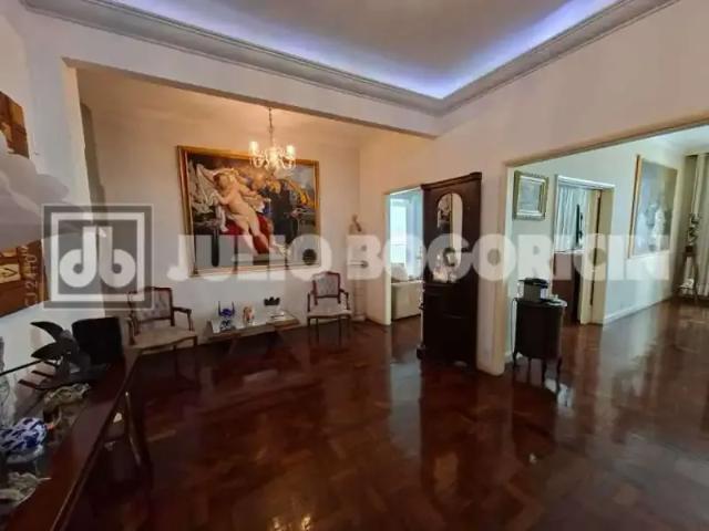Apartamento para Venda em Rio de Janeiro/RJ Copacabana 4 Quartos