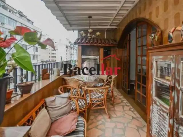 Apartamento para Venda em Rio de Janeiro/RJ Copacabana 4 Quartos