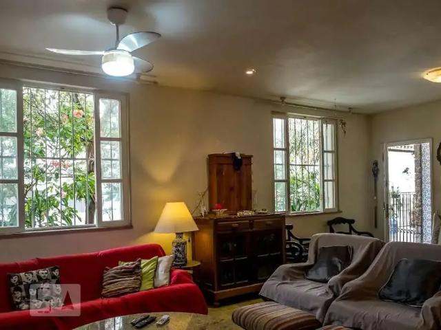 Apartamento para Venda em Rio de Janeiro/RJ Copacabana 4 Quartos