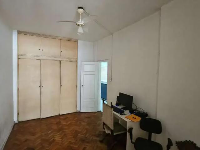 Apartamento para Venda em Rio de Janeiro/RJ Copacabana 4 Quartos
