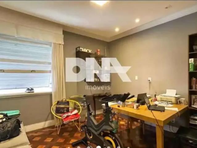 Apartamento para Venda em Rio de Janeiro/RJ Copacabana 4 Quartos