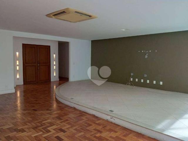 Apartamento para Venda em Rio de Janeiro/RJ Copacabana 4 Quartos