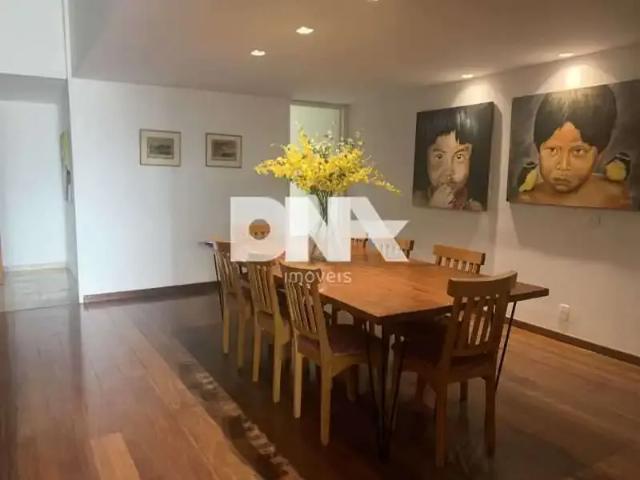Apartamento para Venda em Rio de Janeiro/RJ Copacabana 4 Quartos