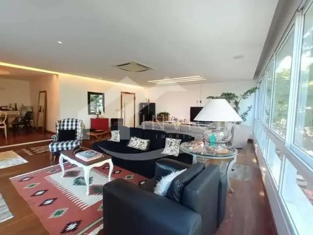Apartamento para Venda em Rio de Janeiro/RJ Copacabana 4 Quartos