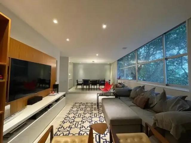 Apartamento para Venda em Rio de Janeiro/RJ Copacabana 4 Quartos