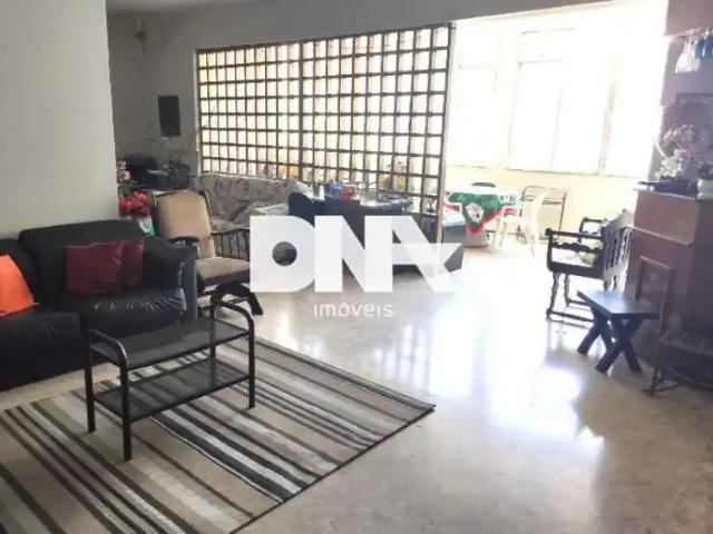 Apartamento para Venda em Rio de Janeiro/RJ Copacabana 4 Quartos