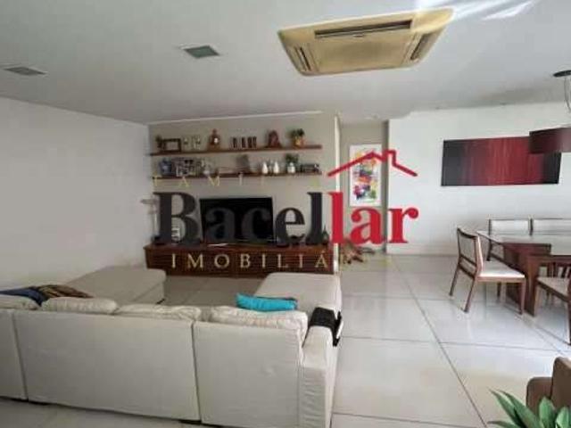 Apartamento para Venda em Rio de Janeiro/RJ Copacabana 4 Quartos