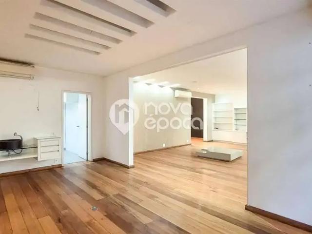 Apartamento para Venda em Rio de Janeiro/RJ Copacabana 4 Quartos