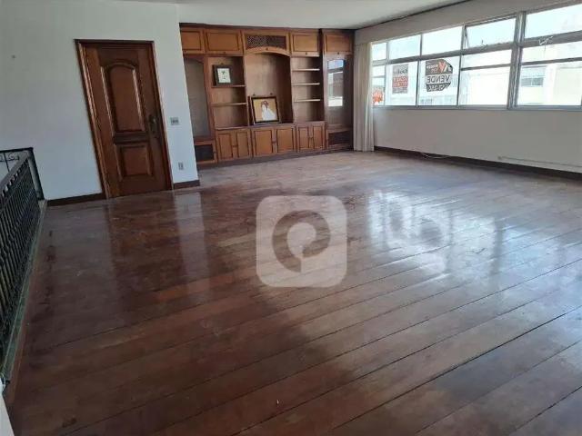Apartamento para Venda em Rio de Janeiro/RJ Copacabana 4 Quartos