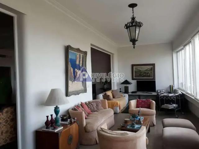 Apartamento para Venda em Rio de Janeiro/RJ Copacabana 4 Quartos