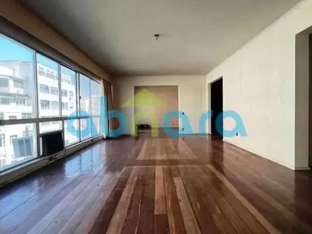 Apartamento para Venda em Rio de Janeiro/RJ Copacabana 4 Quartos