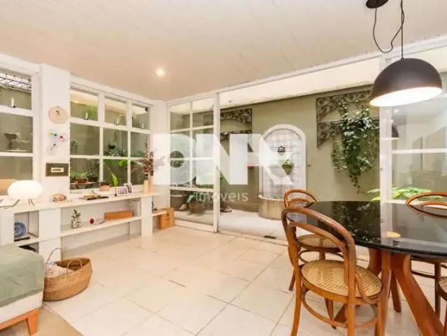 Apartamento para Venda em Rio de Janeiro/RJ Copacabana 4 Quartos