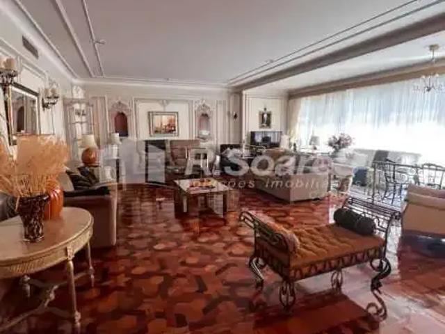 Apartamento para Venda em Rio de Janeiro/RJ Copacabana 4 Quartos